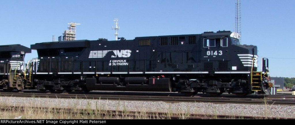 NS 8143